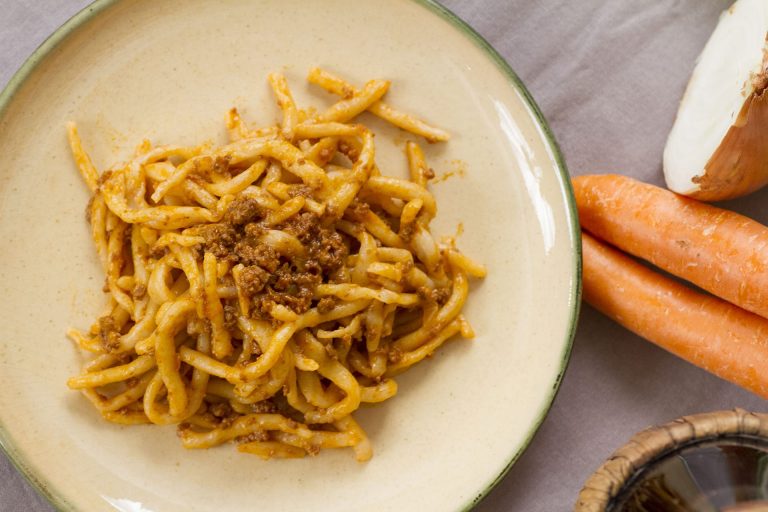 Pici al ragù | Ricetta tipiche toscana | Ricette della cucina ...